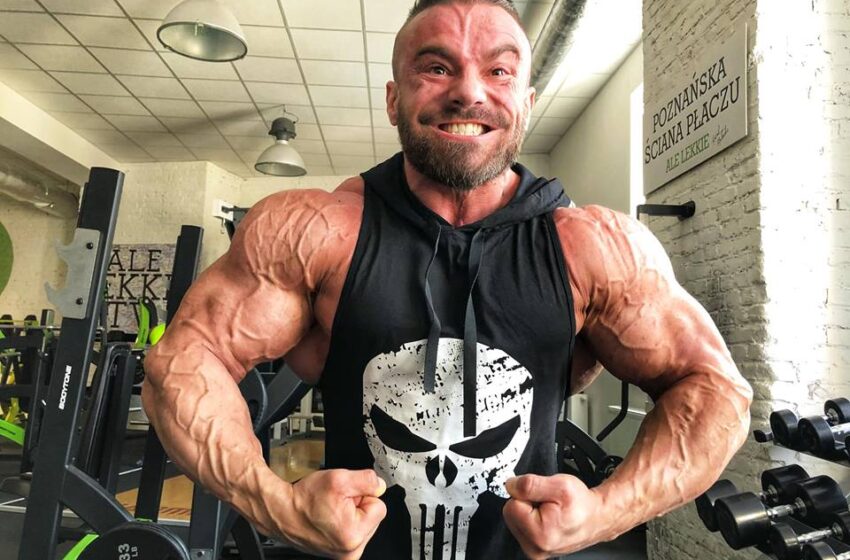 Ćwiczenia na barki w domu - trening barków w domu bez sprzętu