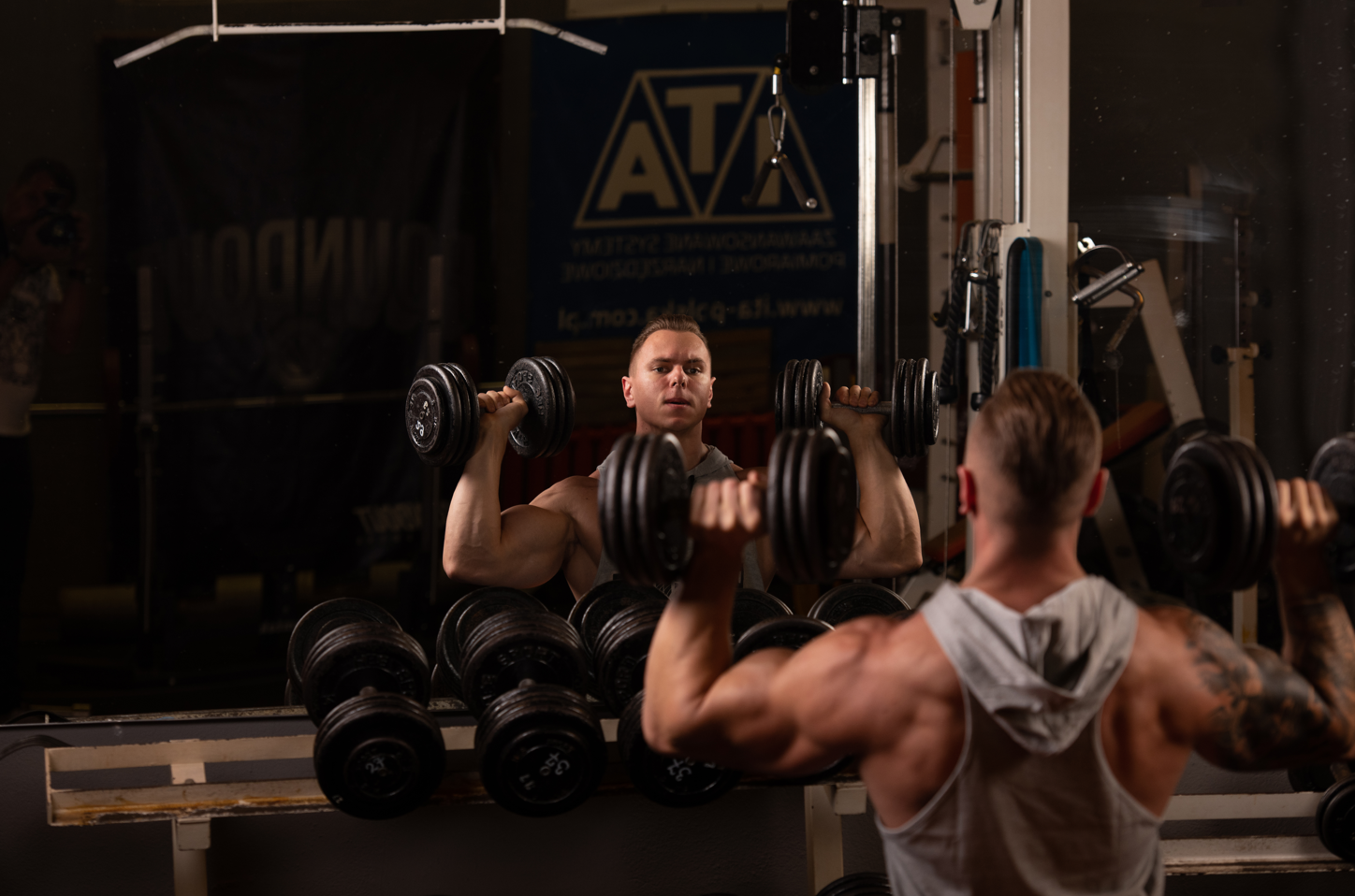 Deload - co to jest i jak go zrobić - deload treningowy